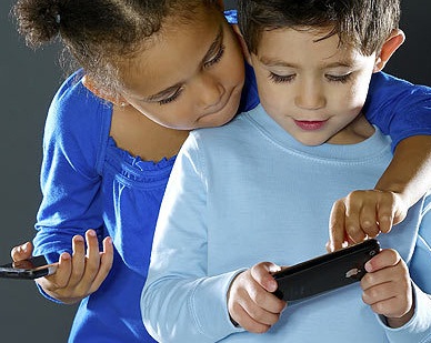 Should You Buy Your Kid an iPhone? - FanAppic.com